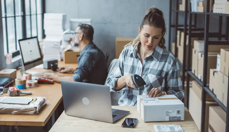 Top 7 Reasons You Should Be Using Self-Storage for Your E-Commerce ...